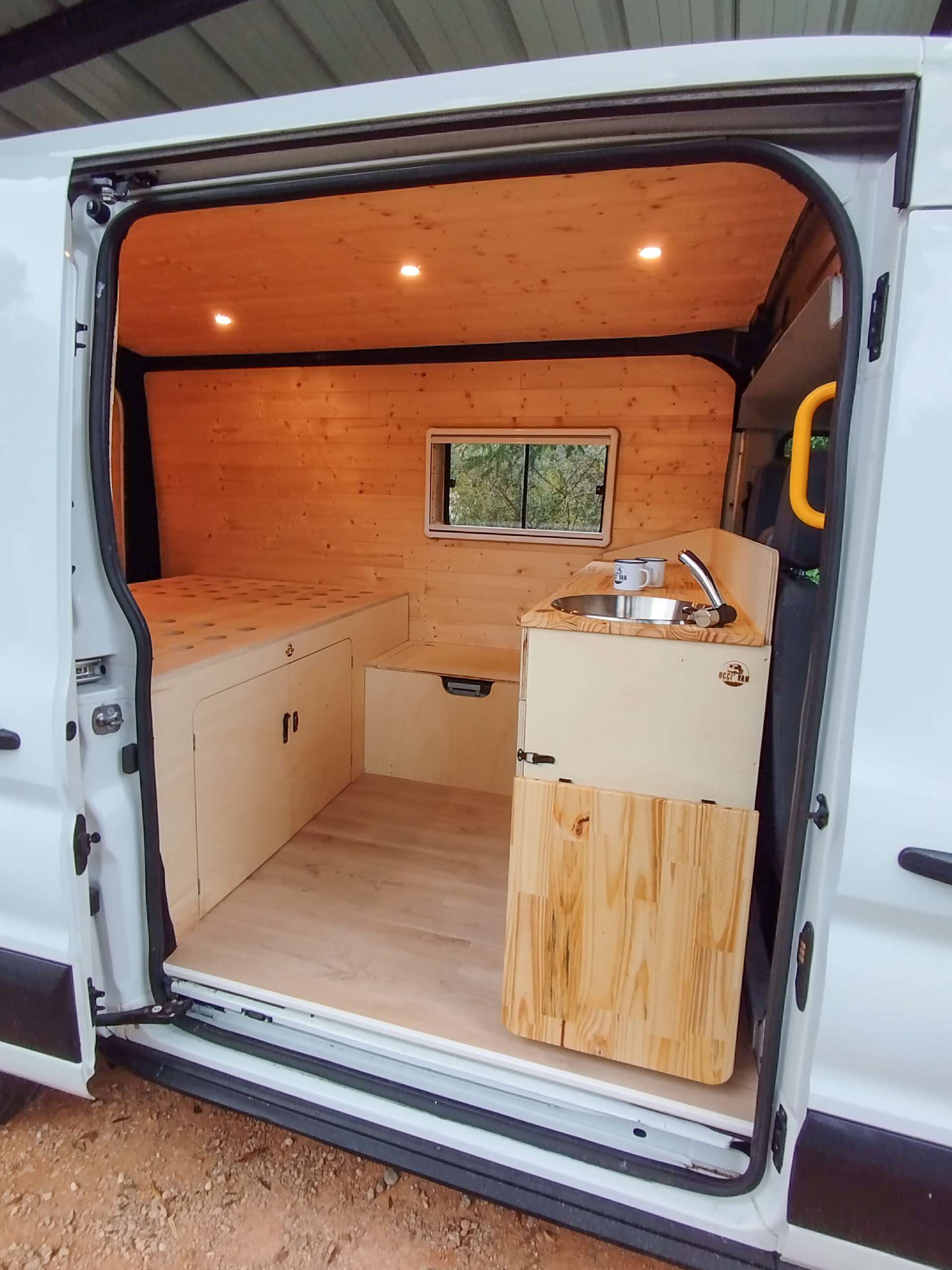 Aménagement Ford Transit L2H2 | Occi'Van